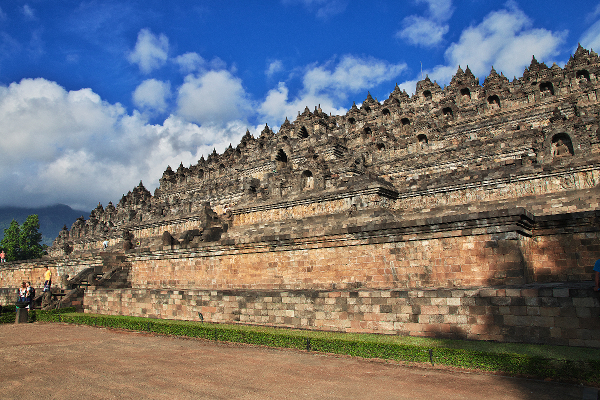 Indonesia: The Country - CelestialVoyagers